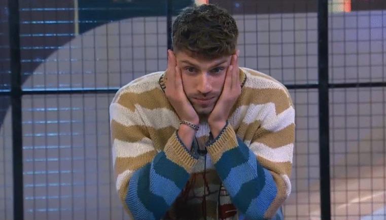 Vendió la casa por Tato - Remixando Noticias